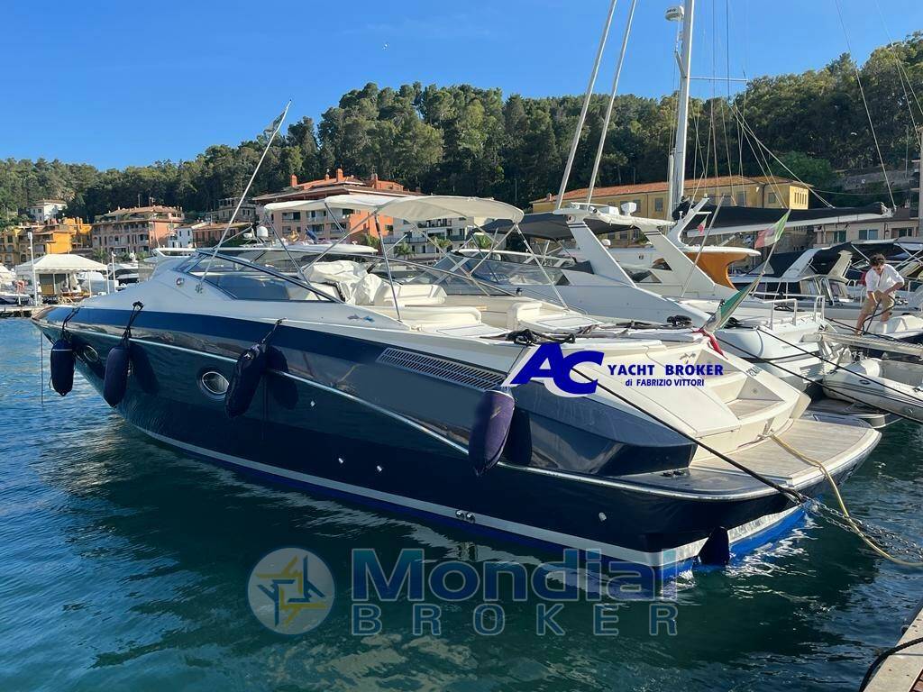 Cantieri di Sarnico Sarnico Spider Usato, Vendita Cantieri di Sarnico ...