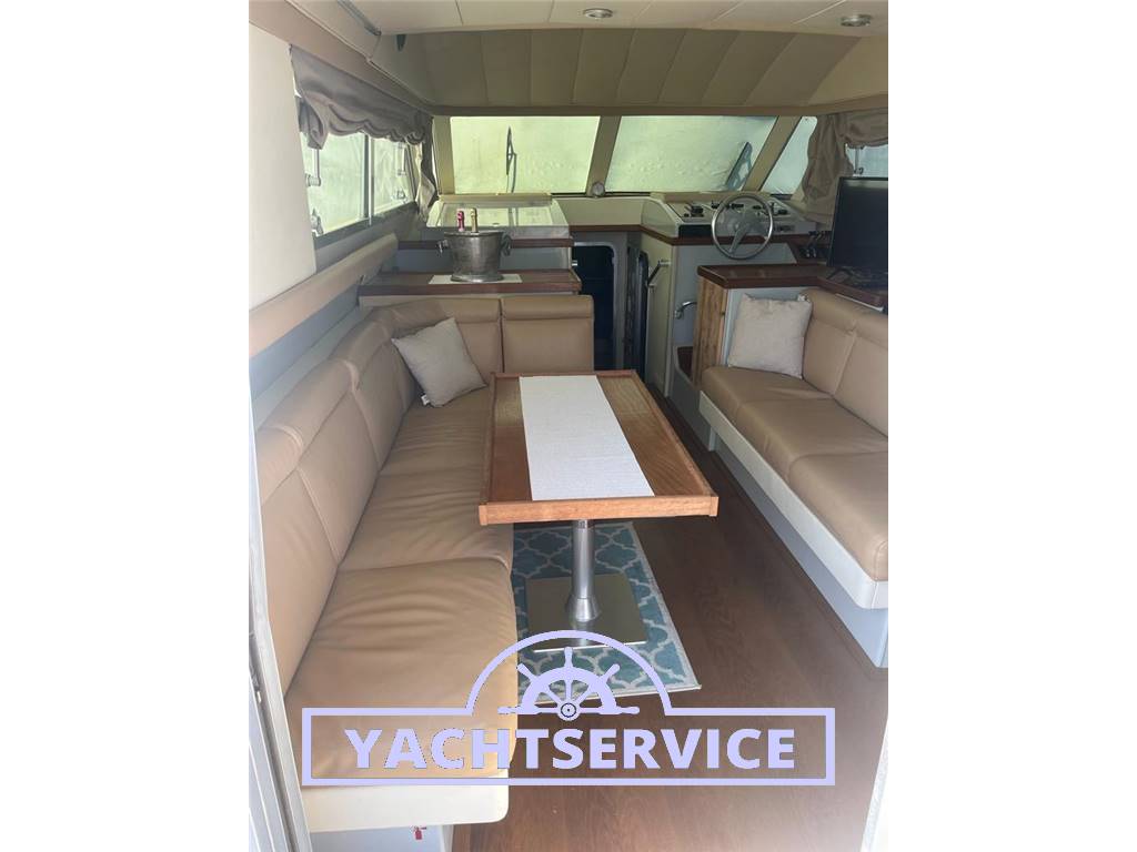 Ferretti Yarding Yacht 42 Fly Usato del 1992, Vendita Ferretti Yarding Yacht 42 Fly, Annunci ...