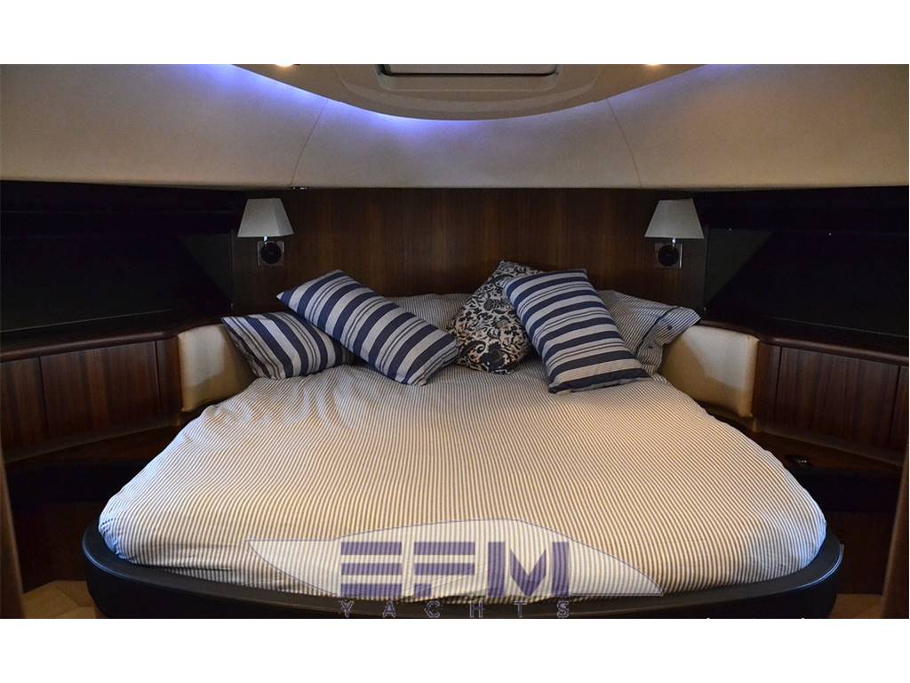 SUNSEEKER 78 SQUADRON Usato del 2013, Vendita SUNSEEKER 78 SQUADRON ...