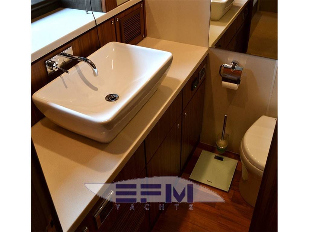 SUNSEEKER 78 SQUADRON Usato del 2013, Vendita SUNSEEKER 78 SQUADRON ...