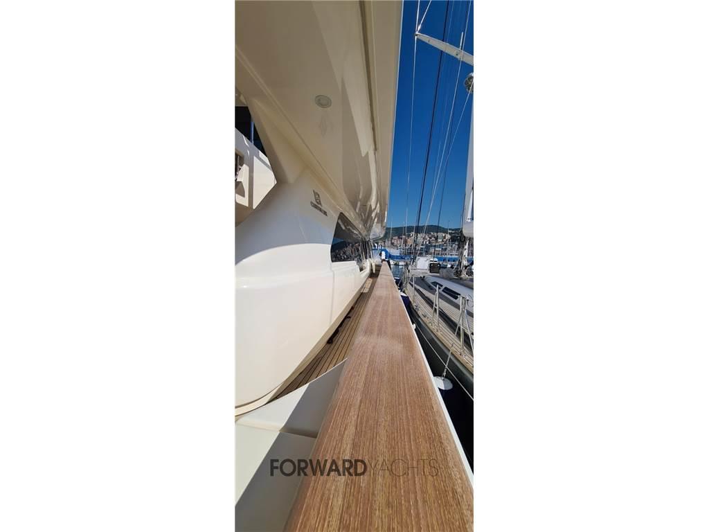 Custom Line Navetta 28 Usato del 2017, Vendita Custom Line Navetta 28 ...
