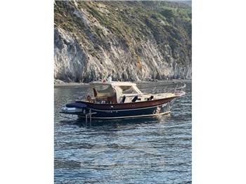 FRATELLI APREA yachts - Vendita barche e Yacht FRATELLI APREA usate ...